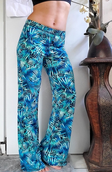 PINK Victoria's Secret | Pants & Jumpsuits | Rare Ln Vs Pink Fern Side ...